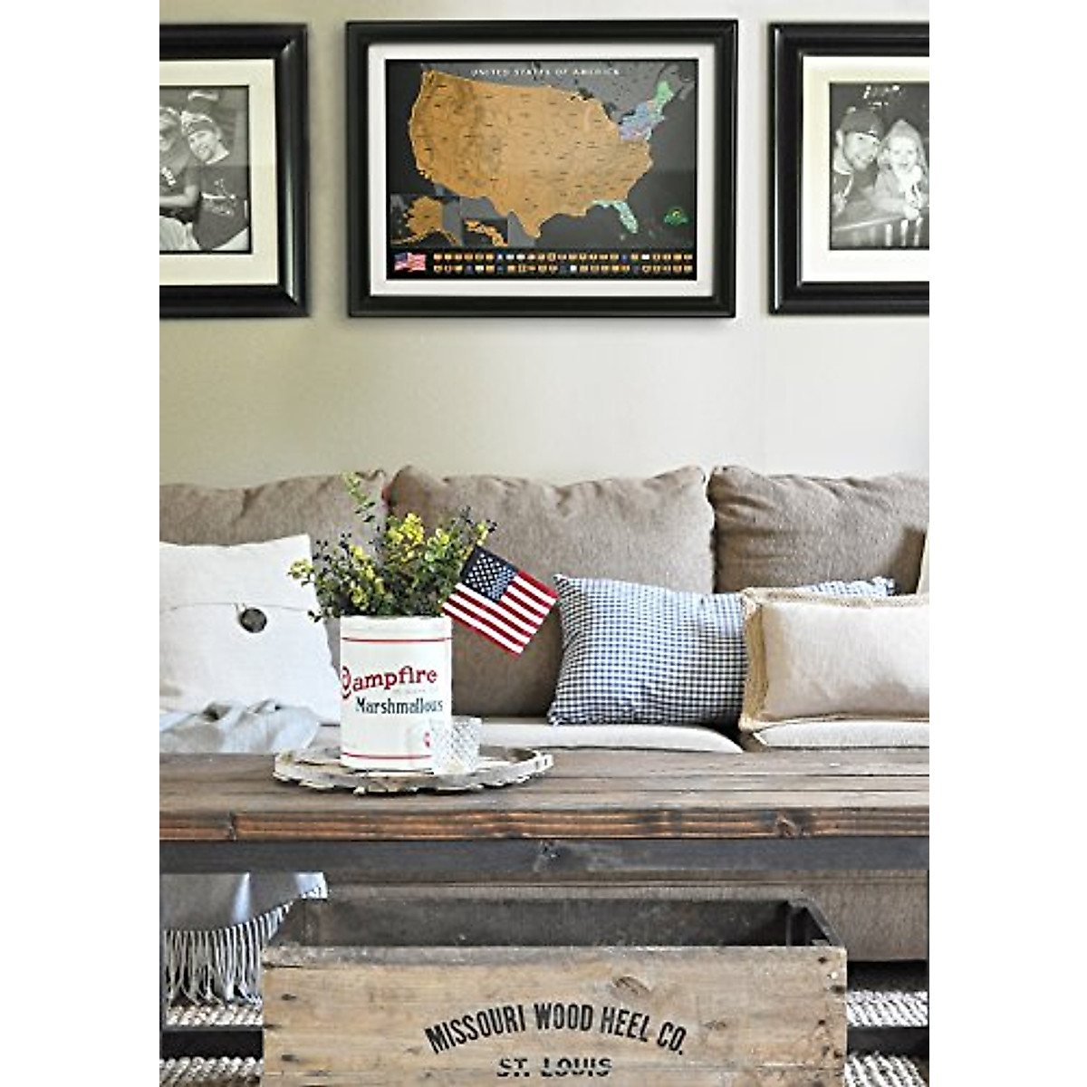 Scratch Off Map of The United States – US Scratch Off Travel Map with 50 State Flags and Landmarks – Map to Track States Visited, Full Accessories Set Included, Gift for Travelers, by Earthabitats