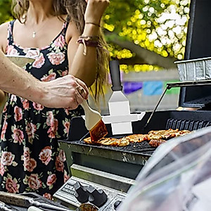 KALAMANDA Griddle Spatula Holder, Adjustable Stainless Steel Grill Tool Hold Rack for Blackstone, Camp Chef, Royal Gourmet(6.5-10.2 Inch) Silver