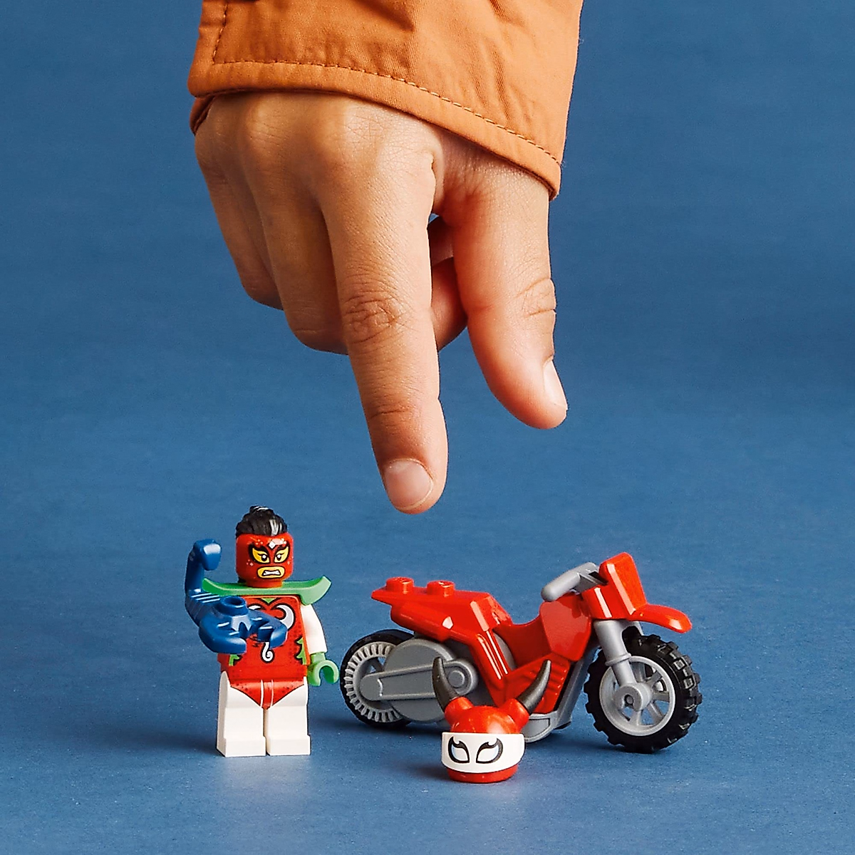 LEGO City Stuntz Reckless Scorpion Stunt Bike Set 60332 with Flywheel-Powered Toy Motorcycle and Racer Minifigure, Small Gift for Kids Aged 5 Plus