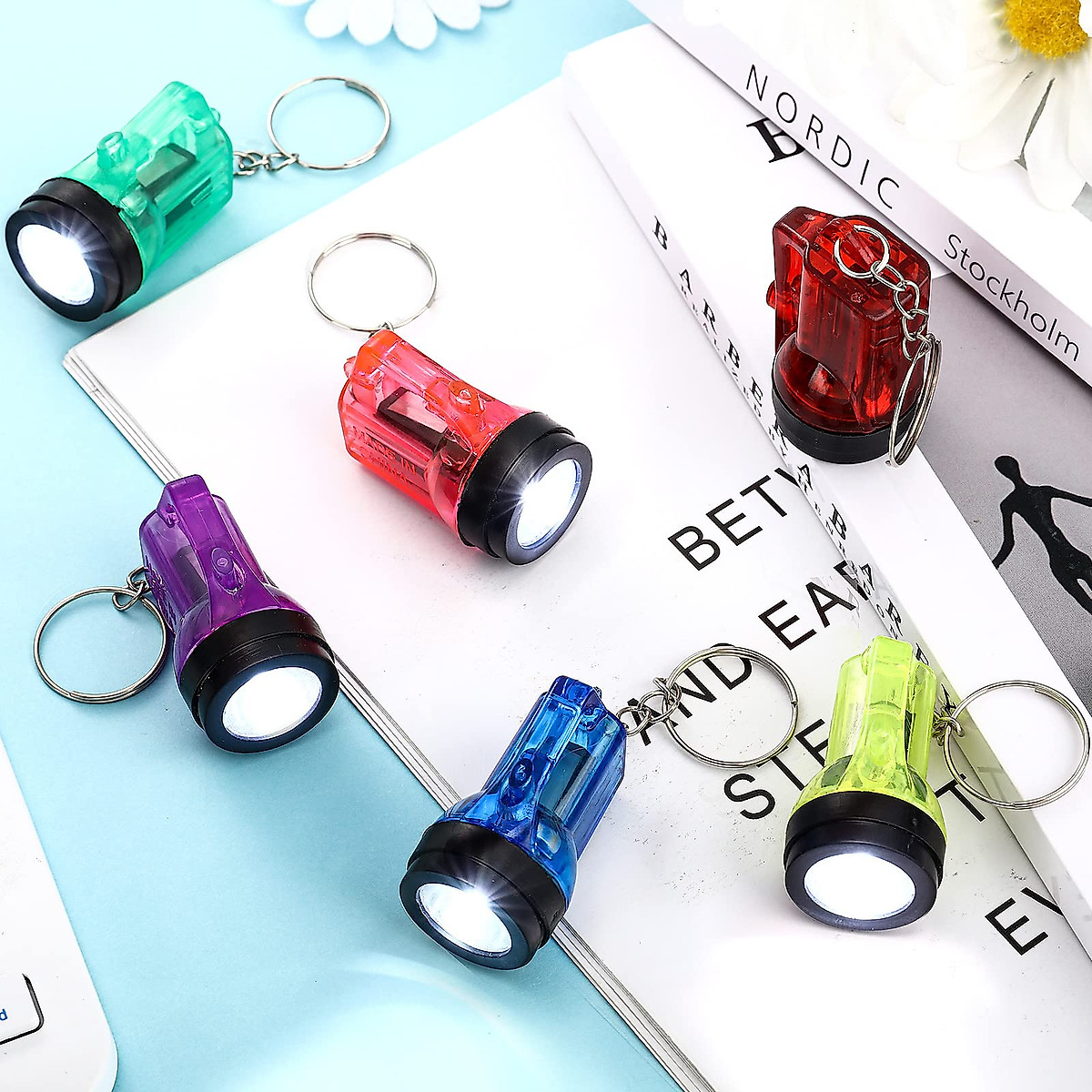 96 Pieces Mini Flashlight for Kid Mini Flashlight Keychain Mini Flashlight Bulk Small Portable Plastic LED Flashlights Keychains for Camping Party Favors
