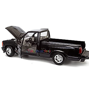 Motormax 1992 GMC Sierra GT Pickup Truck 1/24 Diecast Model Car Black 73204