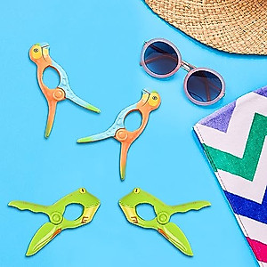 Beach Towel Clips, Sopito Beach Must Haves Towel Clips for Lounge Chairs Patio Pool Accessories, 2pcs Portable Big Clips(Flamingo)