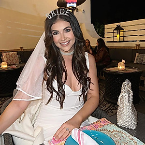 ZHENNAN Bride To Be Set, Silver Bride Headbands& White Bride Veil with Comb& Silver Bride to be Sash, 3 PCS Glitter Bridal Set Bachelorette Party Favors Bridal Shower Decoration Gifts for Bride