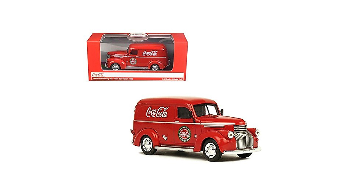 Coca-Cola 1945 Delivery Van Model - Collectible Diecast