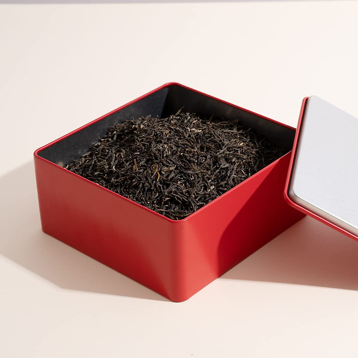 Tianhui Square Tin Canister/Container for Keeping Car,Tea,Coffee,Cookies, Food,Flour,Baked Goods Storage (Red)