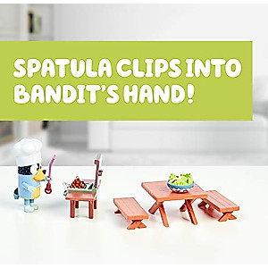 Bluey Dad Backyard BBQ - Bandit 2.5" Figure with Backyard Playset, Multicolor, 13030
