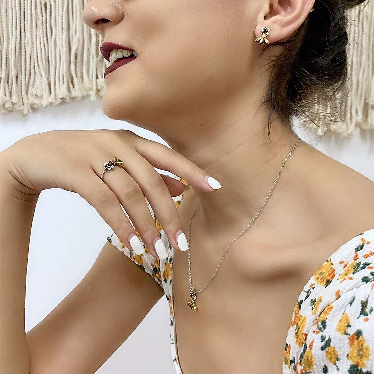 Retro 925 Sterling Silver Cute Bee & Flower Knuckle Ring Oxidized Ring Open Adjustable Thumb Rings for Women