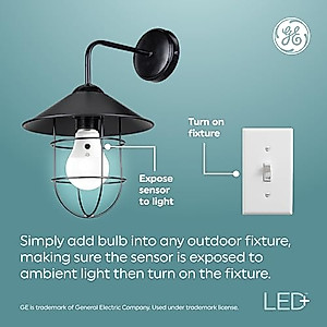 GE LED+ Dusk to Dawn LED Light Bulbs, 15 Watts, Automatic On/Off PAR38 Outdoor Floodlight, Daylight (3 Pack)