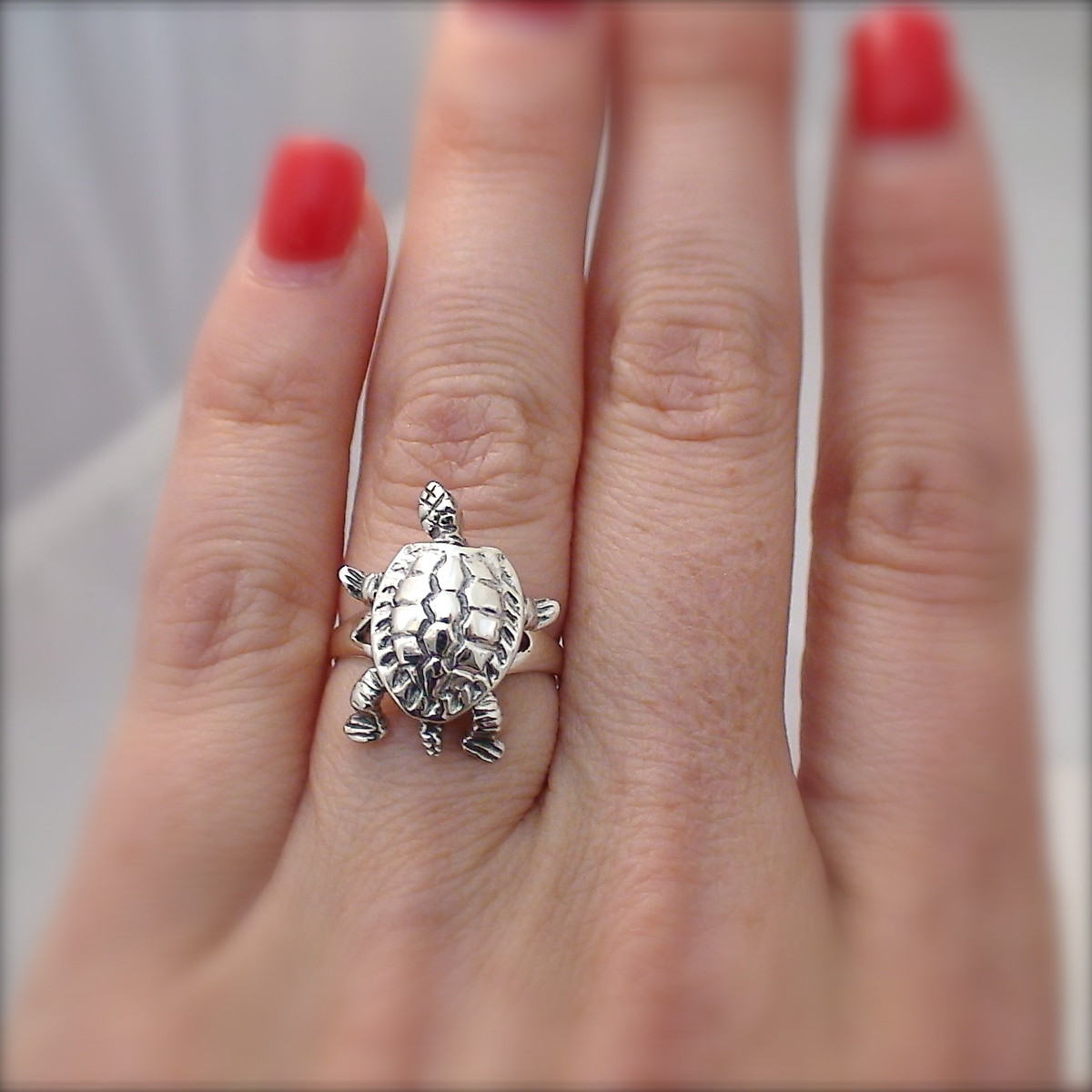 FashionJunkie4Life Sterling Silver Turtle Ring, Sizes 6-9, Tortoise Rings (9)