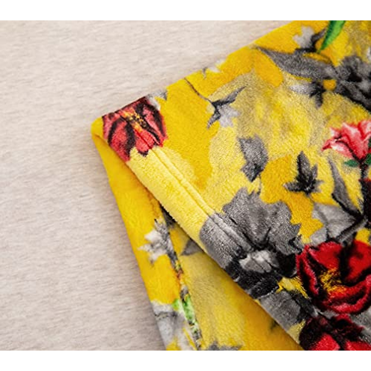 DaDa Bedding Vibrant Tropical Hummingbird Throw Blanket - Sunny Yellow Fleece Bright Super Soft Faux Mink for Sofa or Couch - Cozy & Lightweight - 50" x 60"