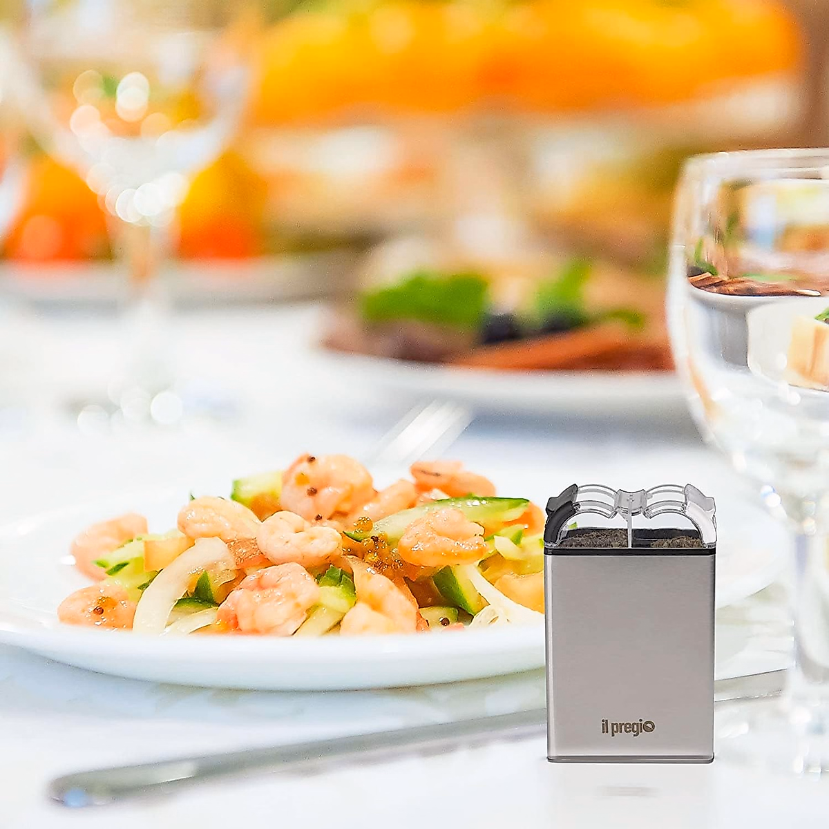 Salt & Pepper Shaker - Double Spice Stainless Steel Seasoning Jar Shaker - 2 in 1 Salt and Pepper Dispenser with Adjustable Pour Holes | 2.3oz Per Side