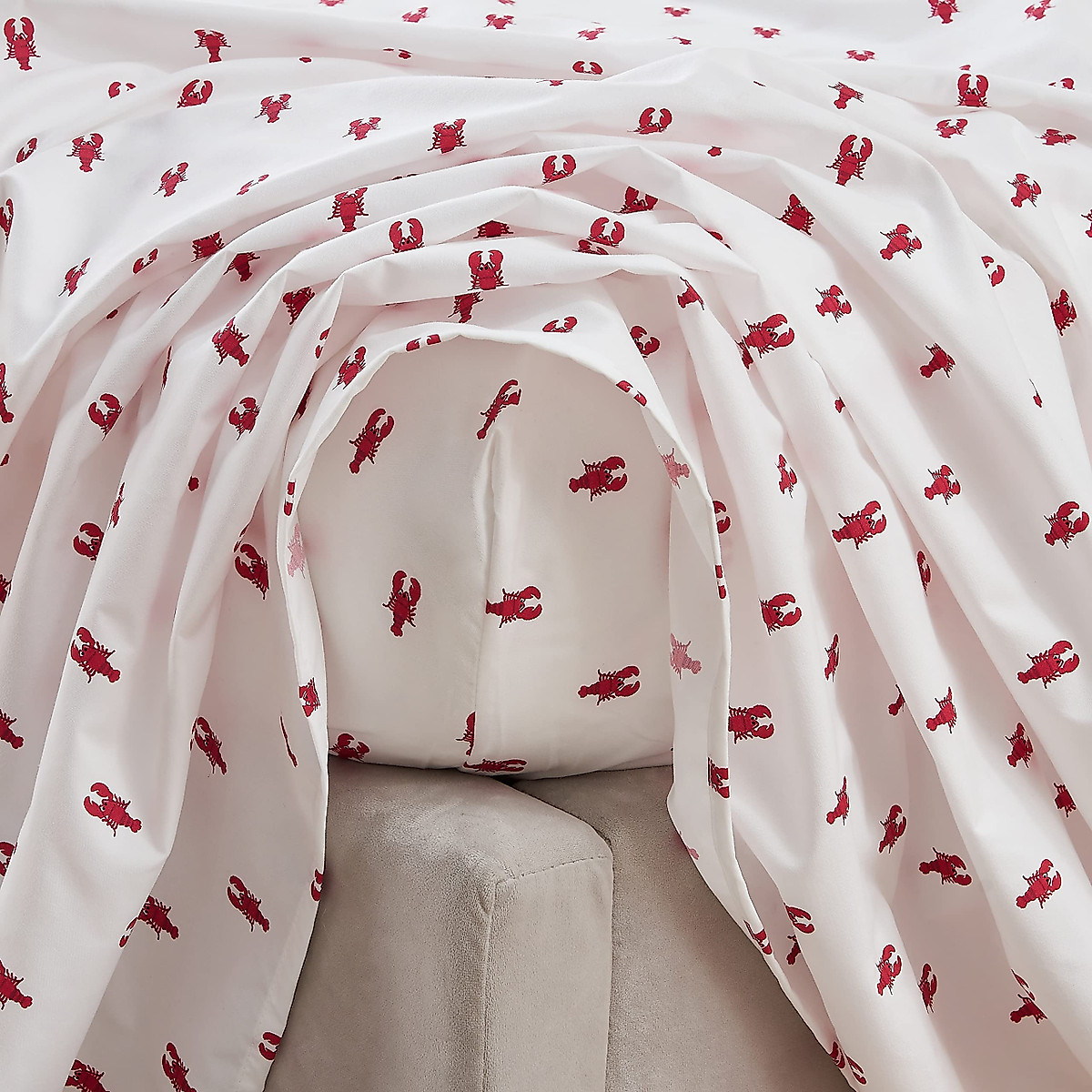 Great Bay Home 4-Piece King Coastal Microfiber Sheet Set | Nautical-Printed, Ultra-Soft Sheets | Wrinkle & Fade Resistant Beach-Themed Prints & Patterns Bedding Sheets & Pillowcases. (King, Lobster)