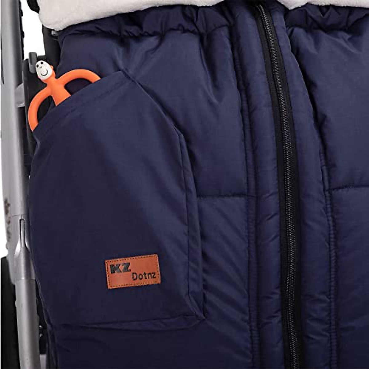 KZ Dotnz Winter Stroller Footmuff, Toddler Sleeping Bag for Stroller Multi-Zippers, Central and Side Opens, Stroller Blanket Easy for Baby in&Out Temperature Regulation stroller winter cover