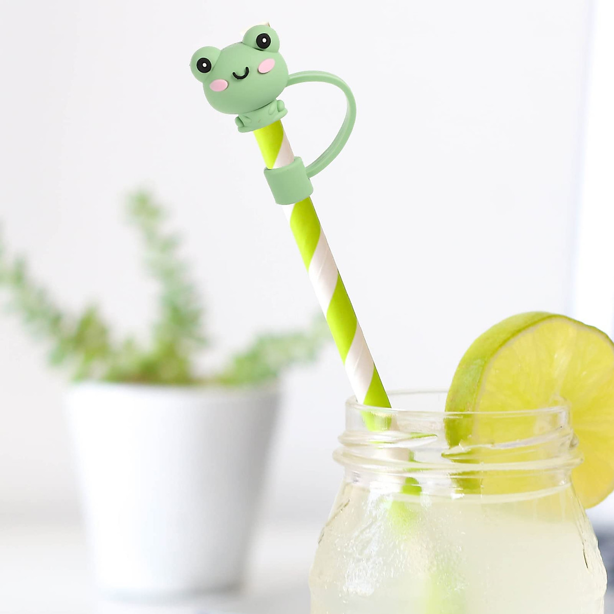 GLEAVI 8pcs Animals Straw Tips Cover Reusable Cute Frog Straw Toppers Straw Cover Plugs for Drinking Straws Party Straw Caps Decoration