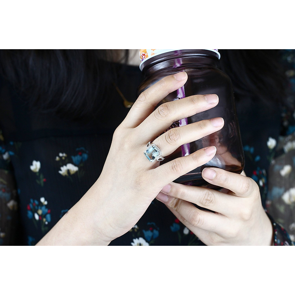 Gem Stone King 925 Sterling Silver Simulated Aquamarine Ring For Women (5.00 Cttw, Emerald Cut 12X10MM, Available In Size 5,6,7,8,9)