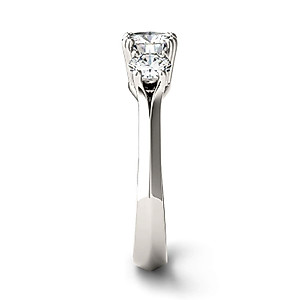 14K White Gold Moissanite by Charles & Colvard 5.5mm Round Engagement Ring-size 8 1.06cttw DEW