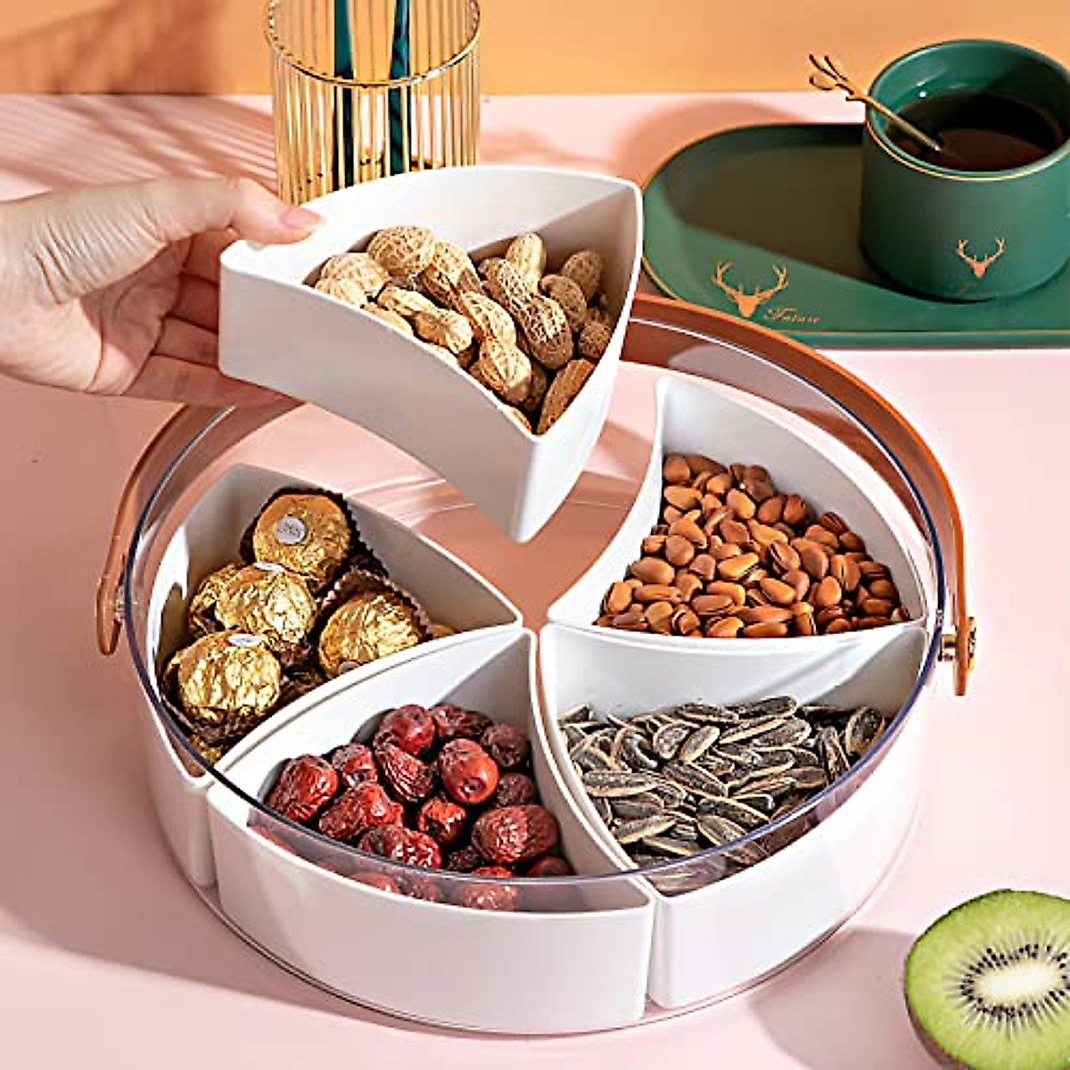 amokk Divided Serving Tray with Lid and Handle Snackle Box Charcuterie Container Portable Snack Platters Clear Organizer for Candy, Fruits, Nuts, Snacks, for Parties, Entertaining, Picnic (Transparent)