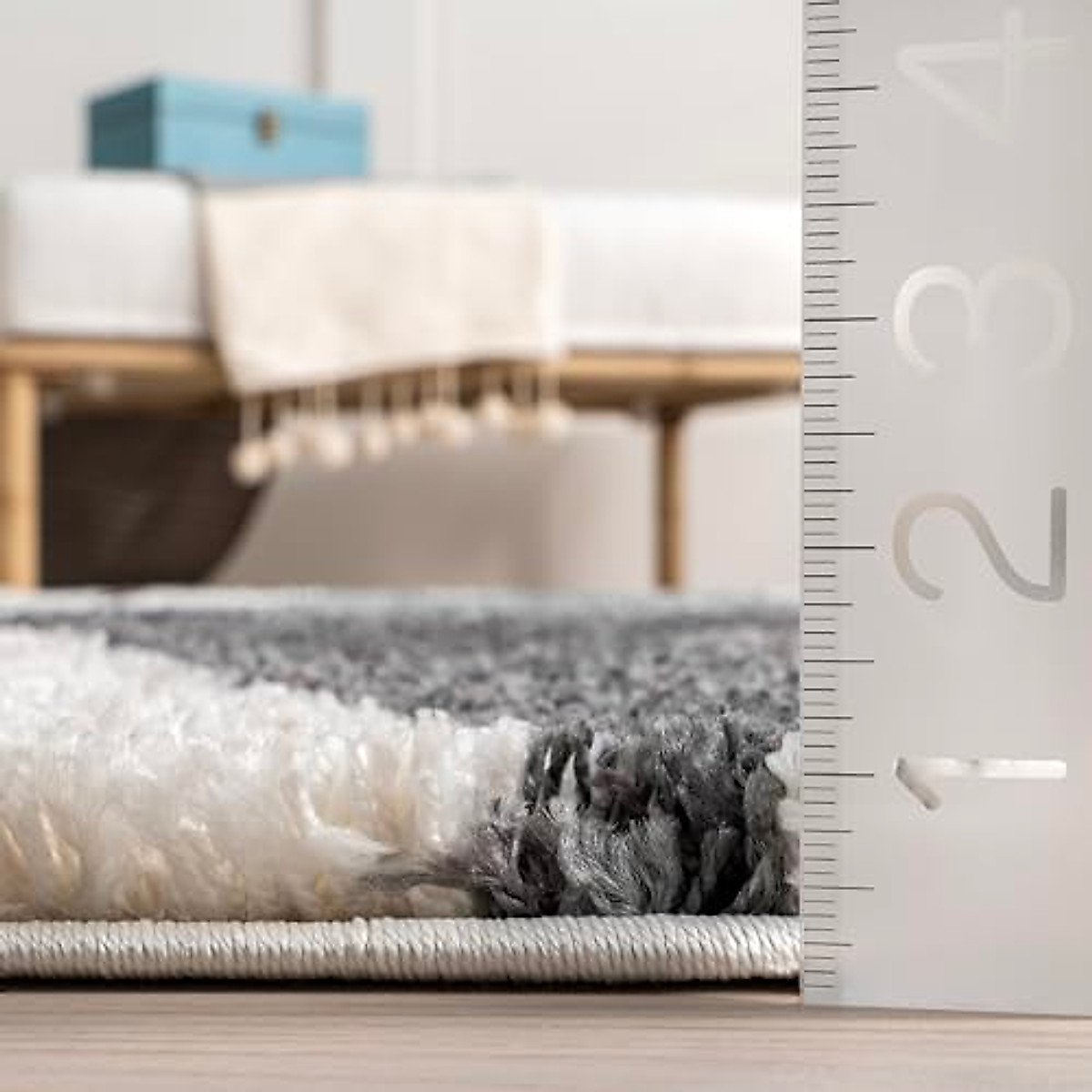 nuLOOM Kali Geometric 5x7 Shag Area Rug for Living Room Bedroom Dining Room Nursery Kitchen, Navy