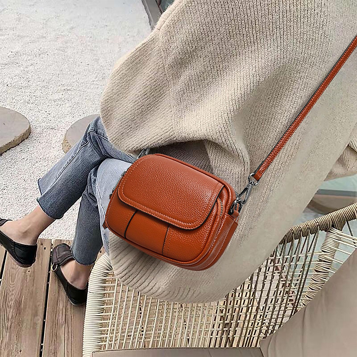 Genuine Leather Purses for Women Trendy Crossbody Bags Small Clutch Purse Shoulder Stachel Handbag Camera Bag, Brown