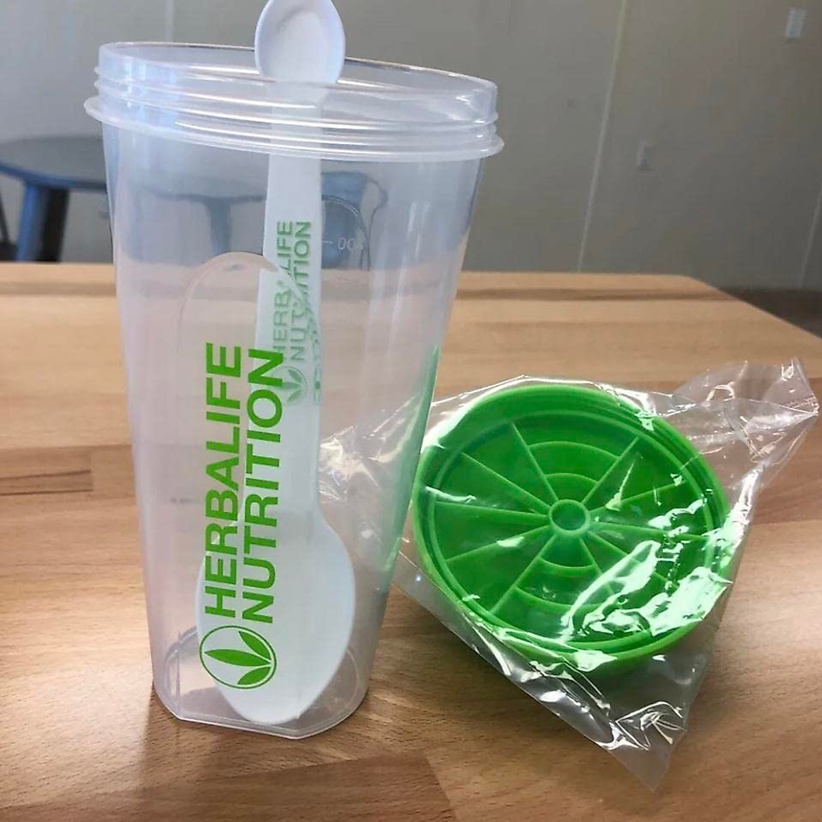 Herbalife Shaker Bottle 13.5-Ounce(400ml) with Blender and Herbalife Spoon 1 pack