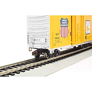 Bachmann Trains - High-Cube Box Car with Sliding Door - Union Pacific® - HO Scale Silver