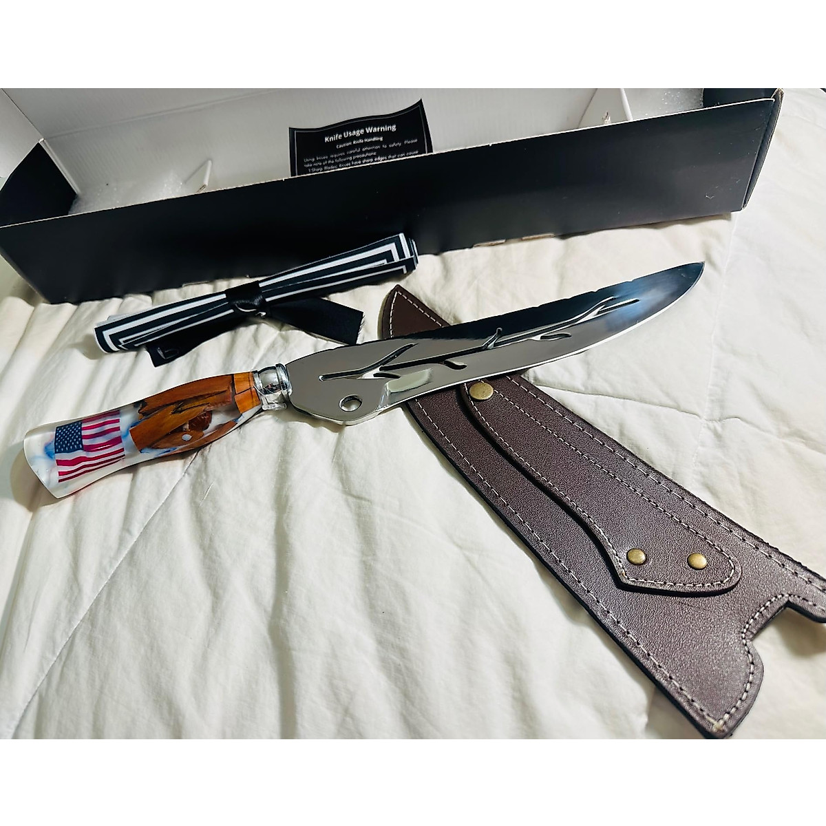 Silver Knife - Blade work of art - Made in Brazil - American Style Handle