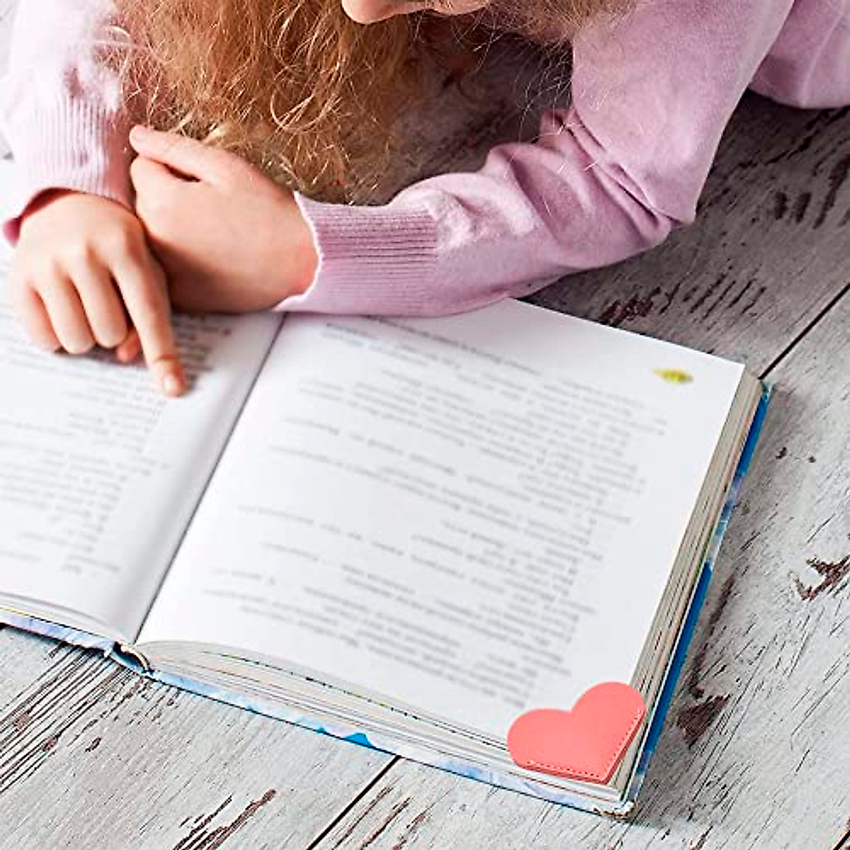 Leather Bookmark Personalized Heart Page Corner Bookmark, Custom Engraved Bookmark, Monogrammed Bookmark for Women, Leather Corner Bookmark