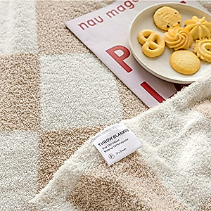 Andreannie Cozy Warm Fluffy Kahki Microfiber Polyester Buffalo Checkerboard Pattern Throw Blanket Knitted Checkered Lightweight Bed Blanket for Sofa Bed Cabin Decor (Twin :60x80 in, Kahki)