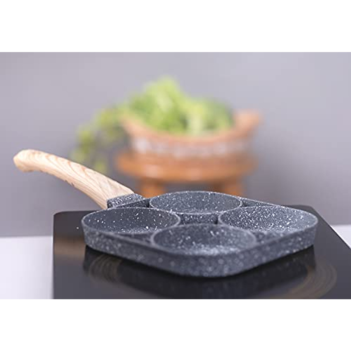 Aluminum 4-cup non-stick frying pan suitable for all heat sources