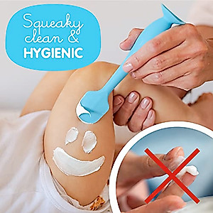 Bumco Baby Diaper Rash Cream Applicator - Baby Bum Brush Diaper Cream Spatula for Butt Paste Diaper Cream - Newborn Baby Essentials, Perfect for Baby Registry, Baby Shower Gifts - Blue