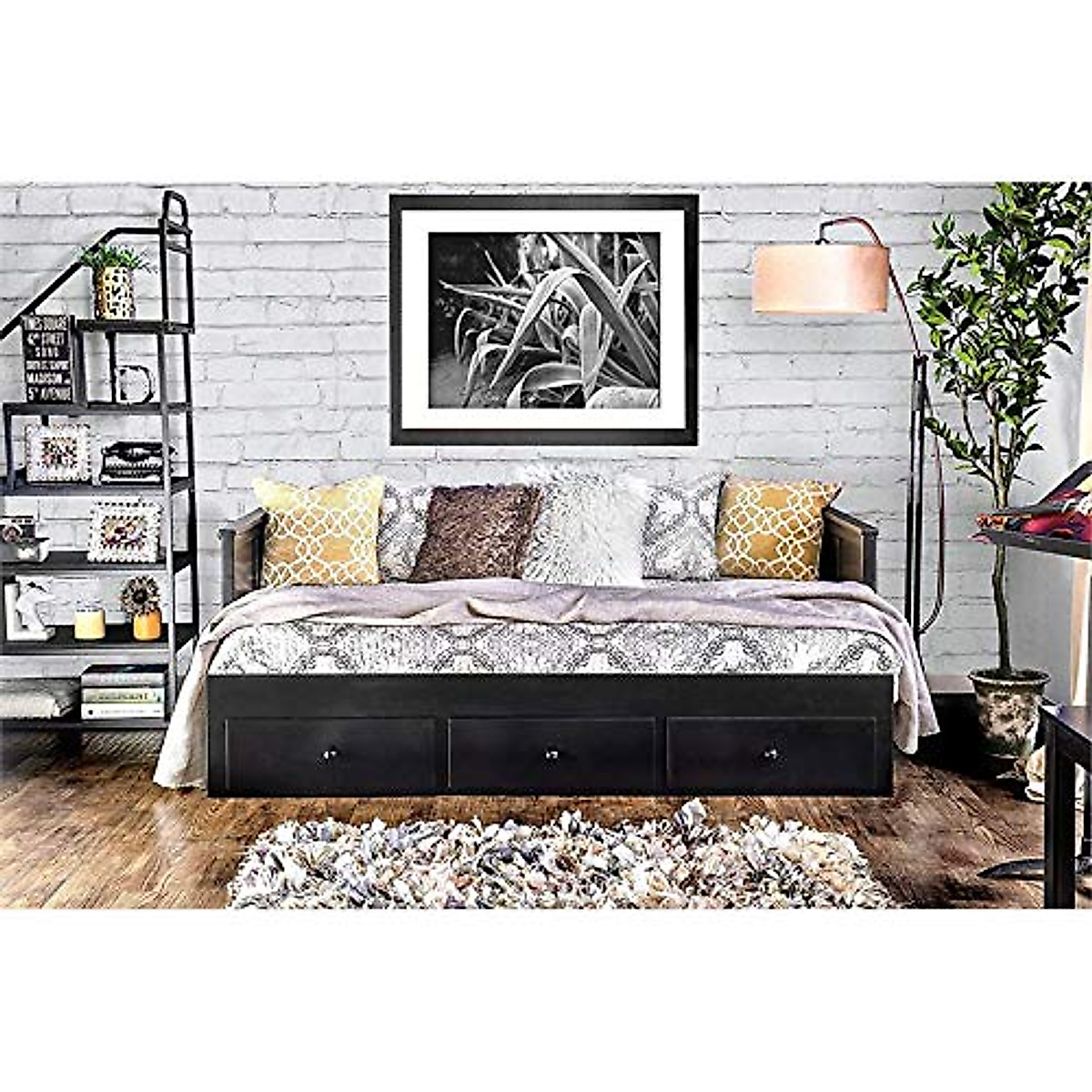 Pemberly Row Full Panel Storage Daybed in Black