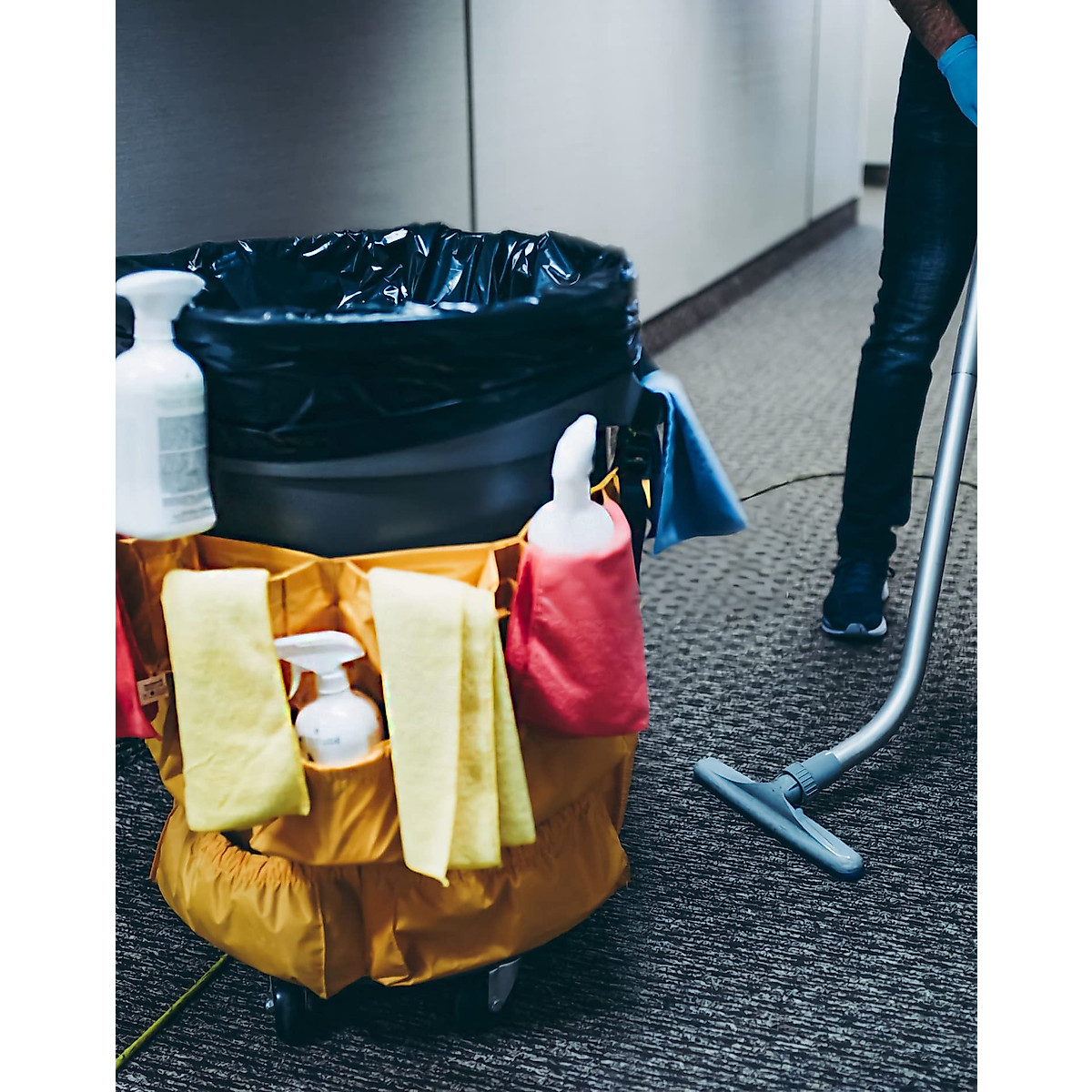 QWORK Trash Can Caddy Bag, 10 Pockets Commercial Cleaning Caddy Bag, Fit 32-50 Gallon Can, Round Trash Bag Holder, Garbage Bin Caddy Organizer, Yellow