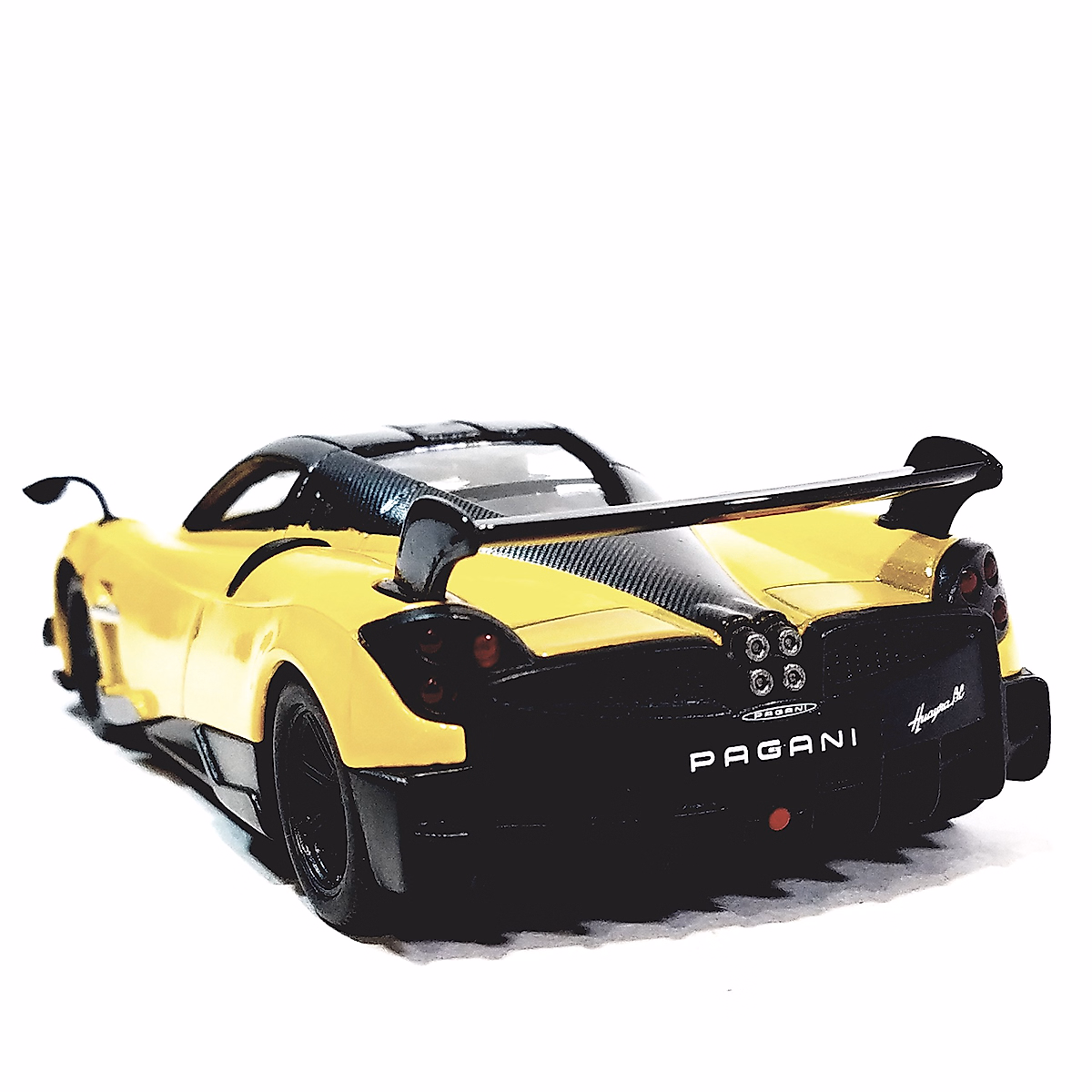KiNSMART 2016 Pagani Huayra BC Yellow 5" 1:38 Scale Die Cast Metal Model Toy Car w/Pullback Action