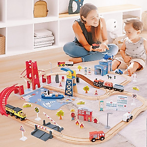 Giant bean 70PCS Wooden Train Set with Battery Locomotive Fits Thomas, Brio, Chuggington, Melissa Tracks, Expandable Toys for 3+ Years Old Girls & Boys