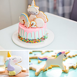 Cookie Cutters 9-Piece Fantasy Unicorn Cookie Cutter Set with Unicorn Head, Unicorn, and Rainbow,Shooting Star,Star Biscuit Cutters Set for Kids Holiday Wedding Birthday Party Supplies Favors