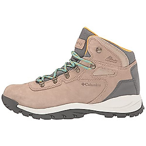Columbia Women’s Newton Ridge Plus Waterproof Amped Hiking Boot, Waterproof Leather, Oxford Tan/Dusty Green, 6.5