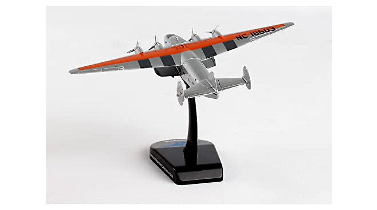 Daron Pan Am B314 Airplane Model 1/350 Die-Cast Collectible