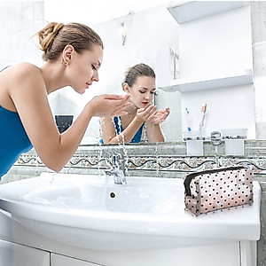 Frienda 6 Pieces Heart Makeup Bag Sets, Cute Heart Mesh Cosmetic Bag Mesh Zipper Makeup Toiletry Pouch Portable Travel Zipper Pouch for Women Vacation Travel, 6 Sizes(Beige and Black)