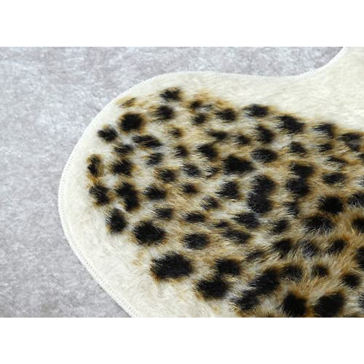 Huichenxing2021FURSTORE Faux Cheetah Area Rug Animals Printed Hide Mats Leopard Faux Hide Area Rug 5.2ft x 6.5ft/ 63 x 78.7inch / 160 x 200cm