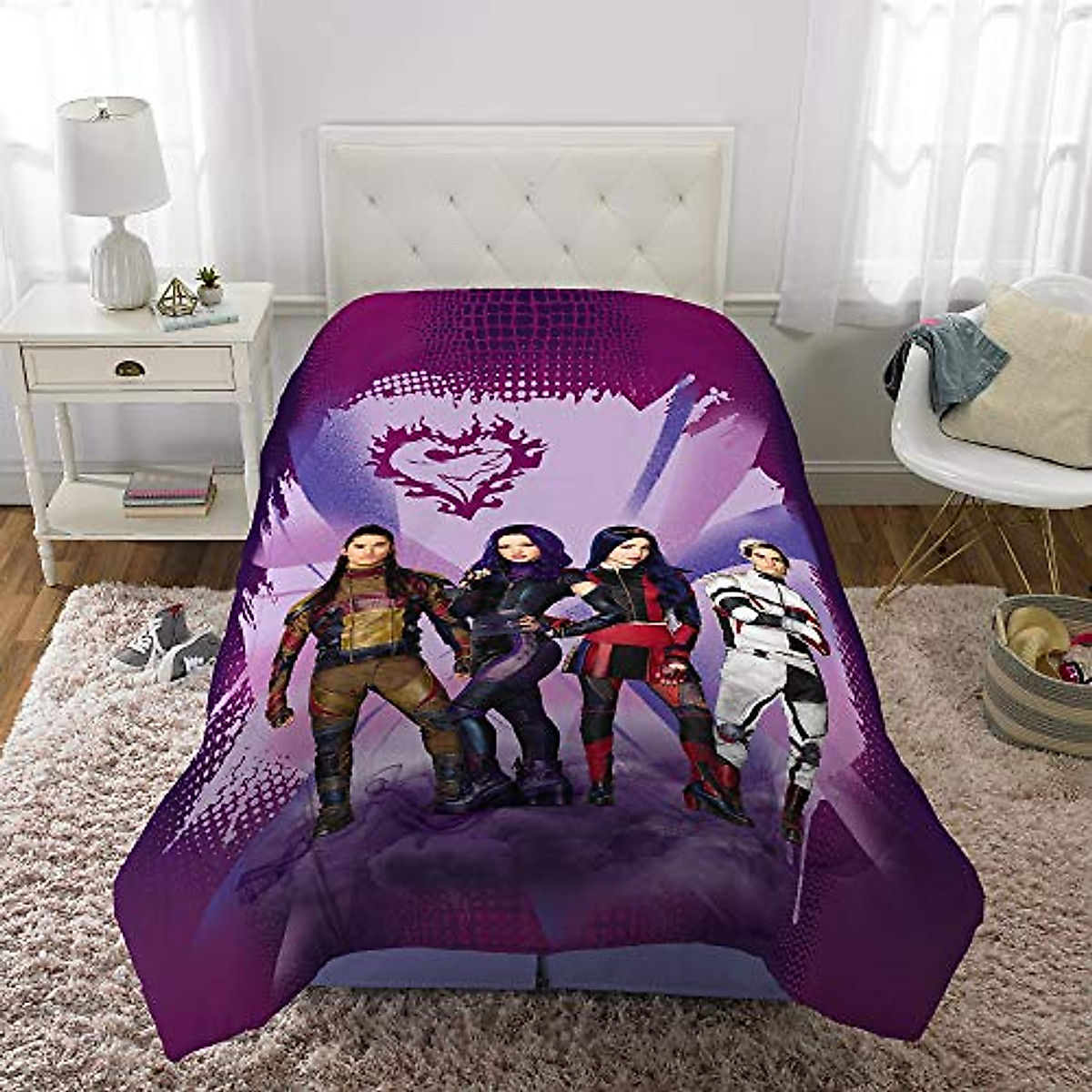 Franco Kids Bedding Super Soft Reversible Comforter, Twin/Full, Disney Descendants 3