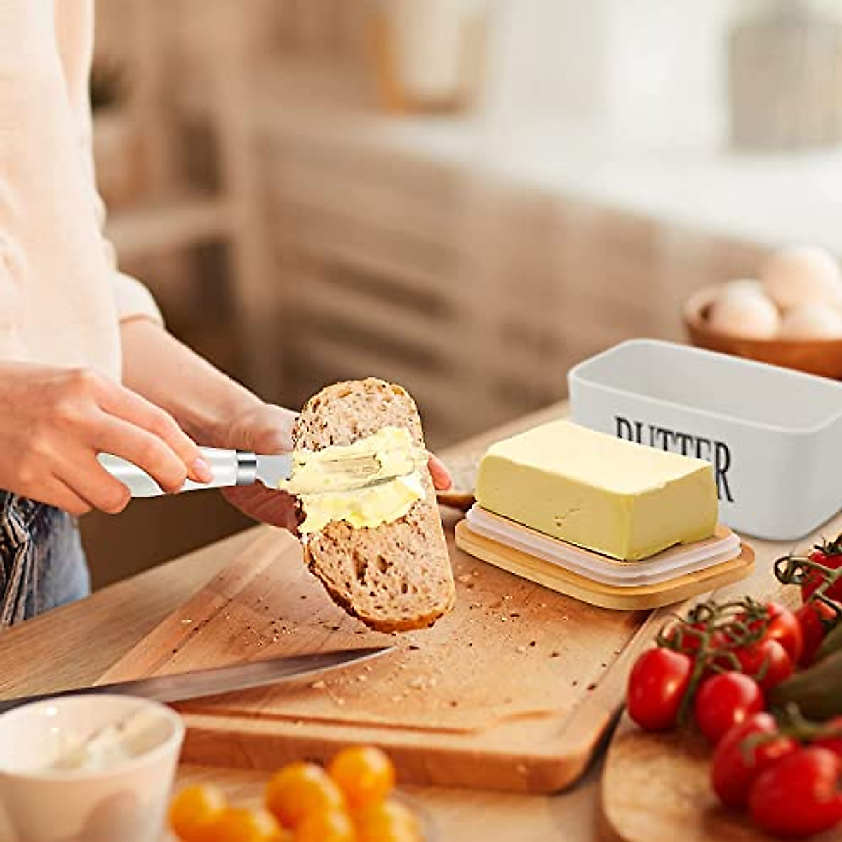 CHILDHOOD Large Butter Dish - Ceramic Butter Dish with Lid and Knife, Butter Container Double Silicone Seals, Good Kitchen Gift (White)