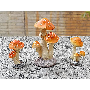 6 Pcs Mini Mushroom Miniature Figurines Resin Figurines Fairy Garden Miniature Moss Landscape DIY Terrarium Crafts Ornament Accessories for Home Décor