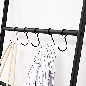 HOOBRO Towel Rack, Blanket Ladder, 5-Tier Ladder Shelf, Decorative Wall Leaning Ladder Rack, 22.8" Wide Holder, 5 Hooks, Blanket Holder, Display Rack for Bathroom, Black BK62CJ01G1