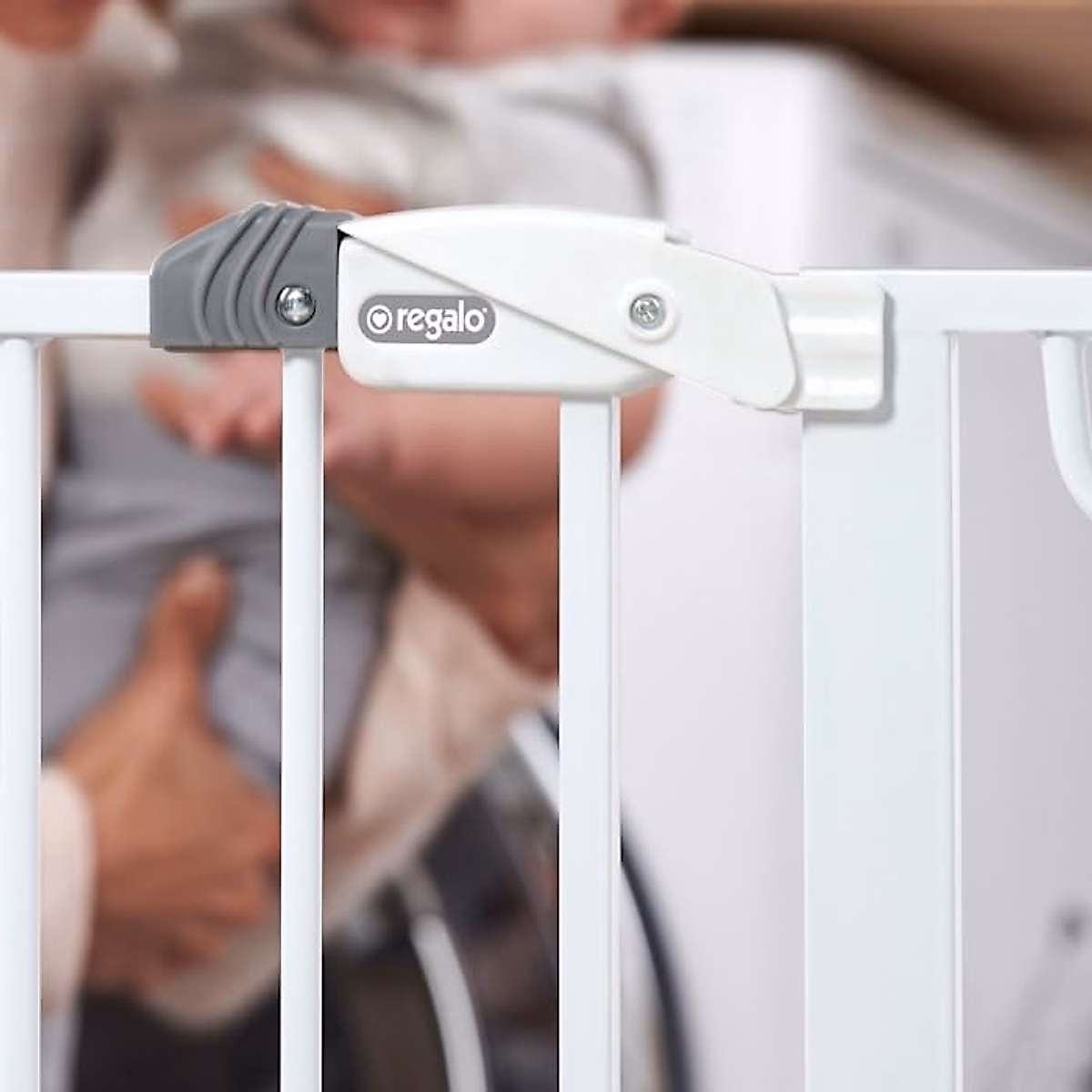 Regalo 1166-W-DS Easy Step Extra Tall White Metal Walk-Through Gate, Multicolor