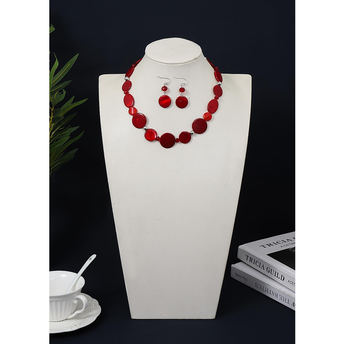 Jules D. Simple Beaded Choker Necklace Handmade Shell Multi Colorful Brown Green Beads Statement Necklace Bracelet Earring Set Costume Jewelry for Women Gifts (Red)