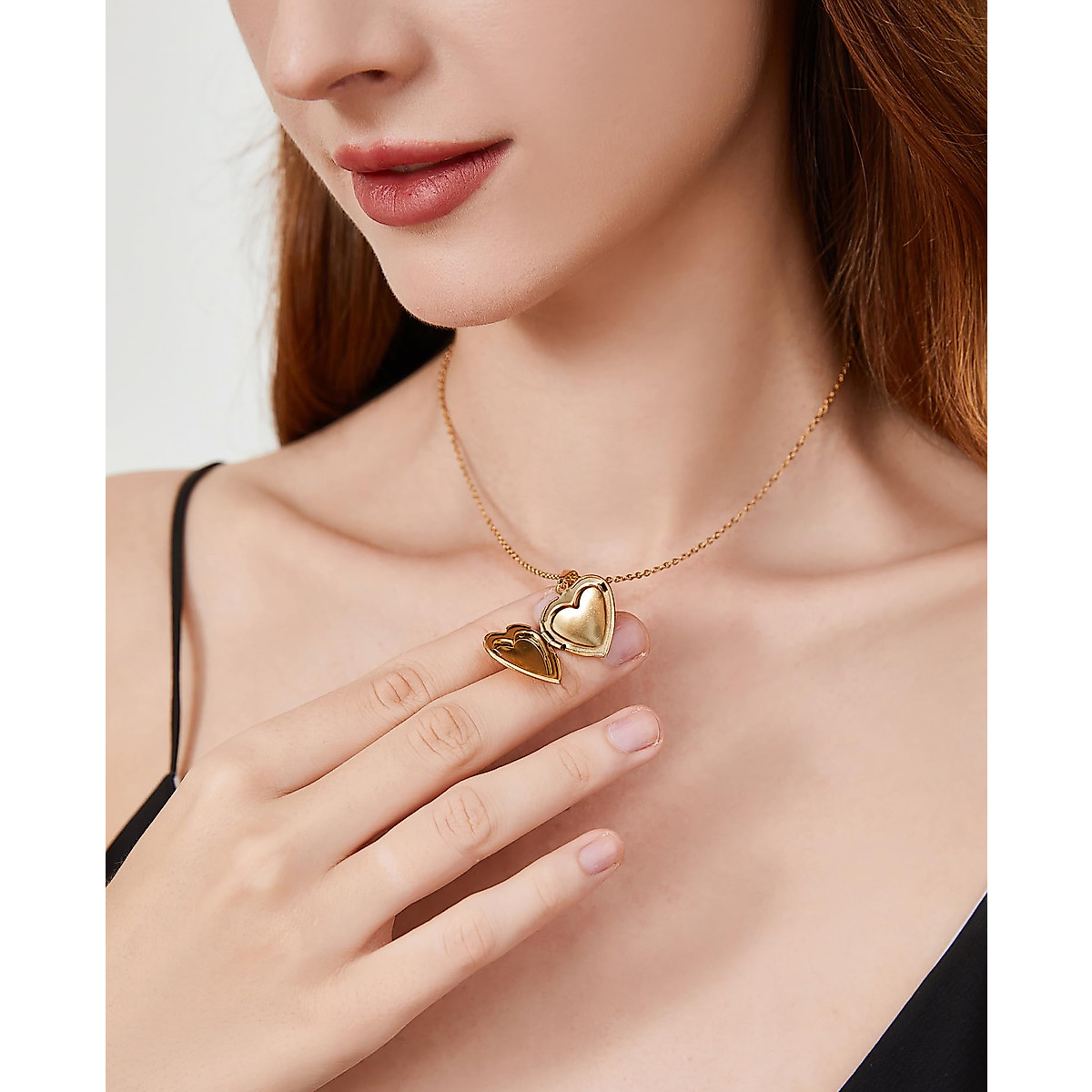 Womens Locket Necklace 18K Gold Photo Necklace Heart Necklace Gold Locket Necklaces for Women