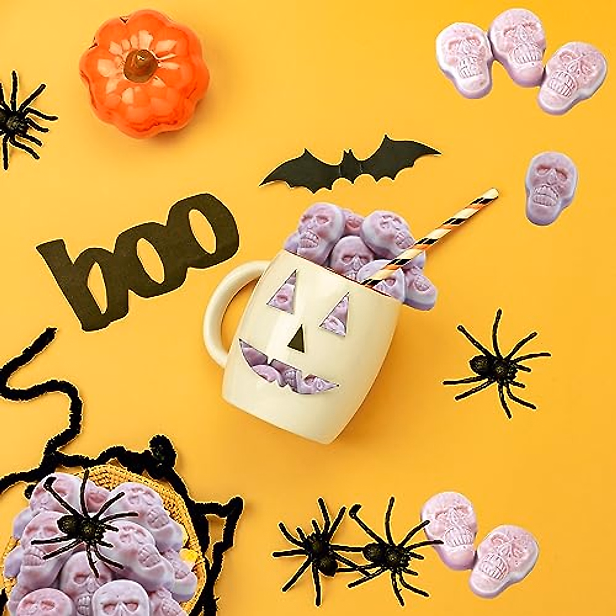 Fruidles Gummy Skulls Halloween Candy, Trick-Or-Treat Party Bag Fillers, Party Favor (Half-Pound