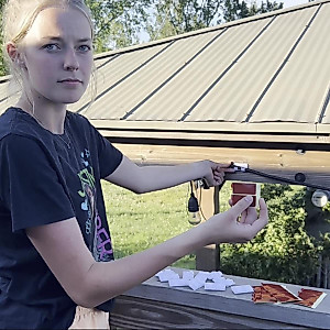 Outdoor Light Clips, 25 Pack Big Outdoor Adhesive Hooks Heavy Duty, Weatherproof and Anti-Shake, Damage Free Wall, Clips for String Lights, Home Decorations and Cables