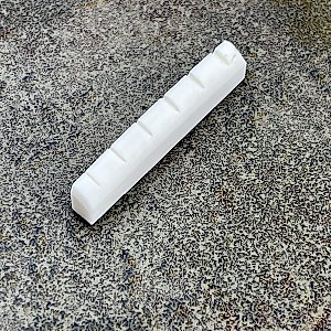 Pre-slotted Bone Nut - Gibson Neck - 43 X 5 X 9
