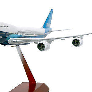 Boeing Unified 747-8 Intercontinental 1:200 Model